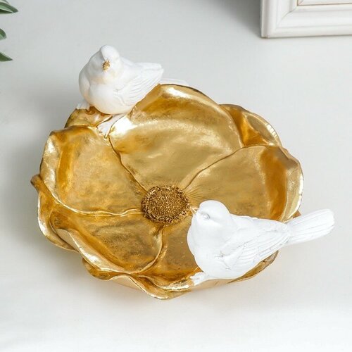 Сувенир полистоун подставка "Белые воробушки на золотом цветке" 9,5х18х20 см