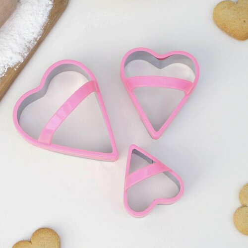 Набор форм для вырезания печенья 3 шт «Сердце», цвет розовый