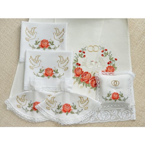 Венчальный набор "Розы": рушник, салфетки под венцы, салфетки для свечей, подушечка для колец