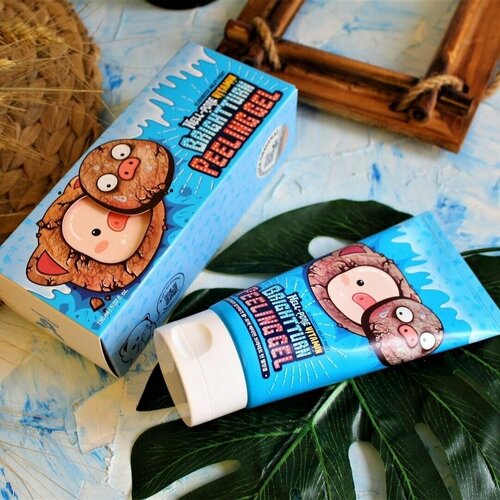 Отшелушивающий гель для лица с витаминами Elizavecca MILKY PIGGY HELL-PORE VITAMIN BRIGHTTURN PEELING GEL