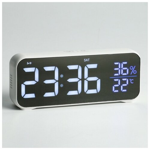 Часы электронные настольные: будильник, календарь, термометр, гигрометр 16.8 х 6.6 х 3.6 см