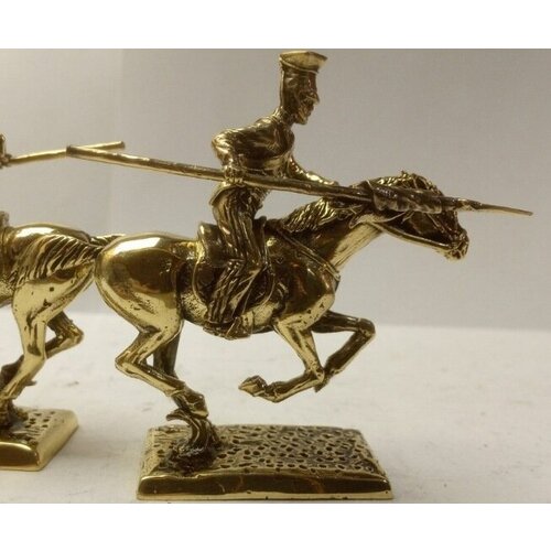 Бронзовая статуэтка Рядовой 17-го уланского с пикой на коне (серия Британская армия периода Крымской войны 1853-1856)