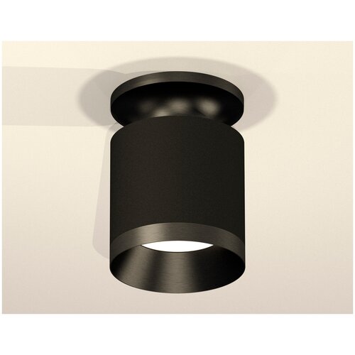 Комплект накладного светильника XS7402062 SBK/PBK черный песок/черный полированный MR16 GU5.3 (N7926, C7402, N7031)