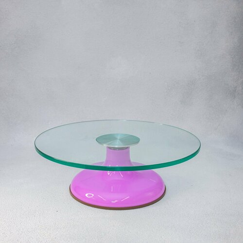 Поворотный столик с сиреневой ножкой и стеклянной поверхностью