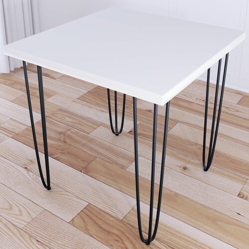 Стол кухонный Loft с квадратный столешницей белого цвета из массива сосны 40 мм и черными ножками-шпильками, 60x60х75 см