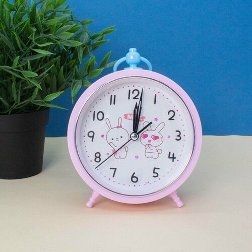 Часы-будильник Зайцы любви, розовый