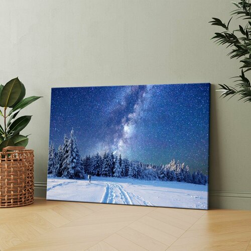 Картина на холсте (Человек идет по заснеженному полю под звездным небом) 40x60 см. Интерьерная, на стену.