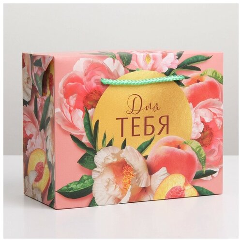 Пакет — коробка Flower, 23 × 18 × 11 см