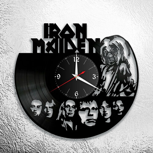 Часы из виниловой пластинки Iron Maiden
