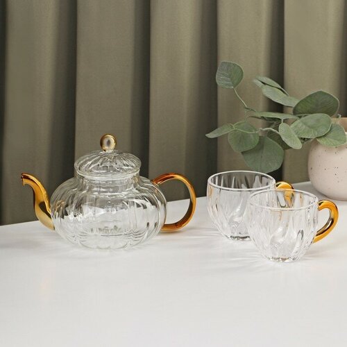 Набор чайный из стекла «Диана в золотом», 3 предмета: чайник 550 м, 2 кружки 150 мл