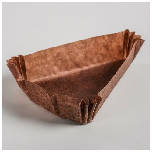 Форма для выпечки коричневая, форма треугольник, 10,2 х 10,2 х 7,5 х 2,5 см./ В упаковке: 500
