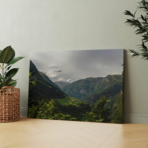 Картина на холсте "Вид на долину с горами на заднем плане" 20x30 см. Интерьерная, на стену.