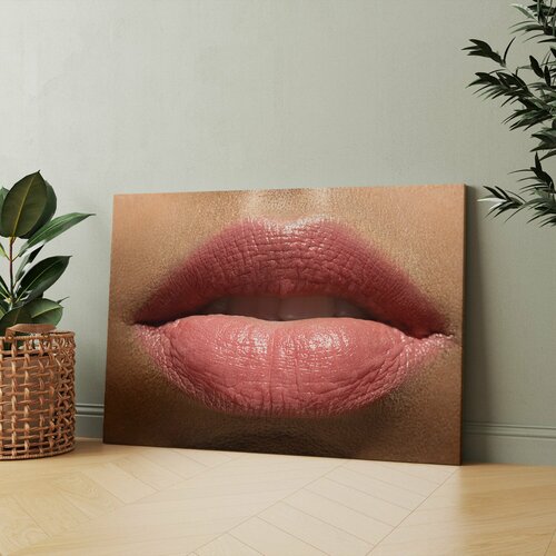 Картина на холсте "Крупный план женских губ" 50x70 см. Интерьерная, на стену.