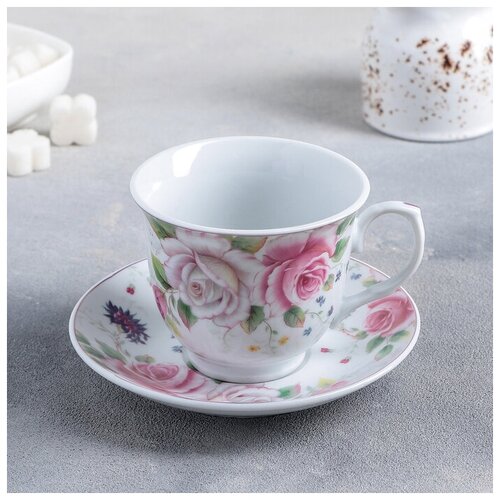 Чайная пара керамическая Доляна «Томная роза», чашка 250 мл, блюдце d=14 см, цвет разноцветный