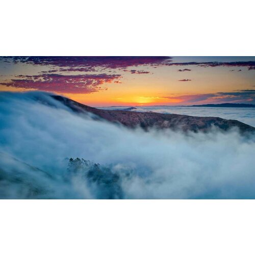 Картина на холсте 60x110 LinxOne "Небо туман закат облака горы" интерьерная для дома / на стену / на кухню / с подрамником