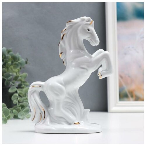 Сувенир керамика "Белый конь" 18 см