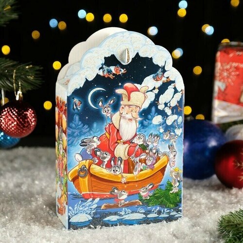 Подарочная коробка "Дед Мороз и Зайцы", 16 x 7,5 x 26 см