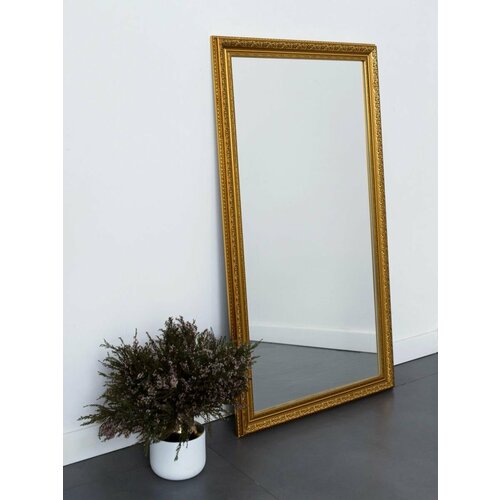 Зеркало декоративное в раме настенное Magica 90x120, золотой