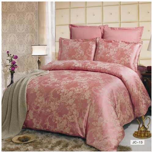 Семейное постельное белье сатин жаккард розовое с орнаментом