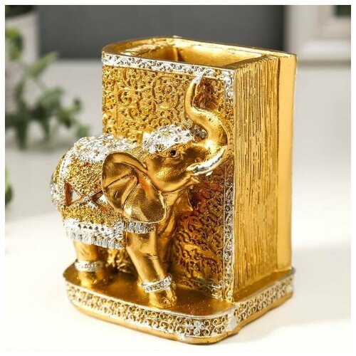 Сувенир полистоун карандашница "Слон у золотой книги" 10,5х8,3х7 см./В упаковке шт: 1