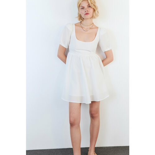 Платье Befree, размер M, белый