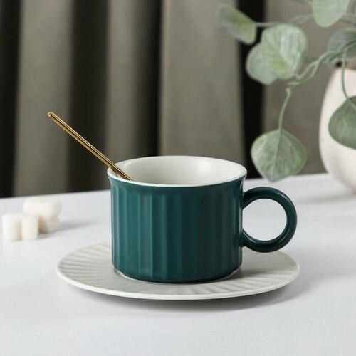 Чайная пара керамическая «Профитроль», 3 предмета: чашка 180 мл, блюдце d=13,7 см, ложка, цвет зелёный/белый