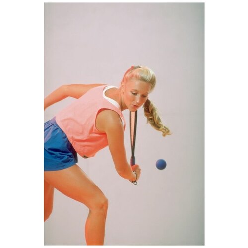 Постер на холсте Девушка играет в теннис №2 40см. x 60см.