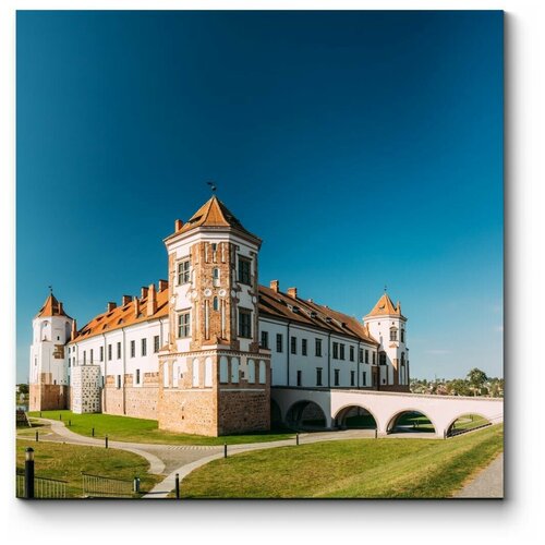 Модульная картина Вид Старой Башни Замкового Комплекса "Мир" в Белорусии40x40