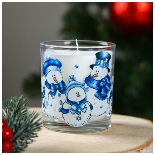 Свеча в стакане новогодняя "Семейство Снеговиков", 7,8х7 см, 27 ч, 265 г, гжель