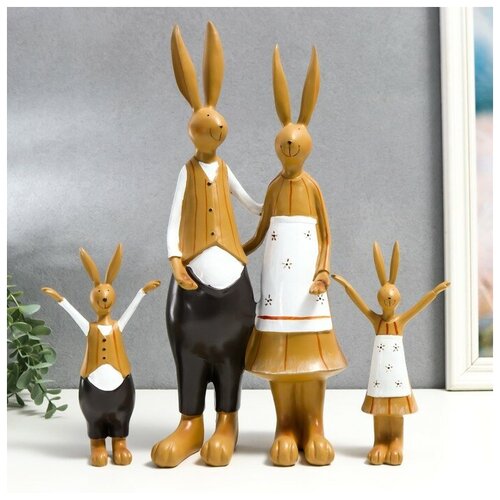 Сувенир полистоун "Семейство кроликов - папа, мама и дети" набор 4 шт 36,2 см