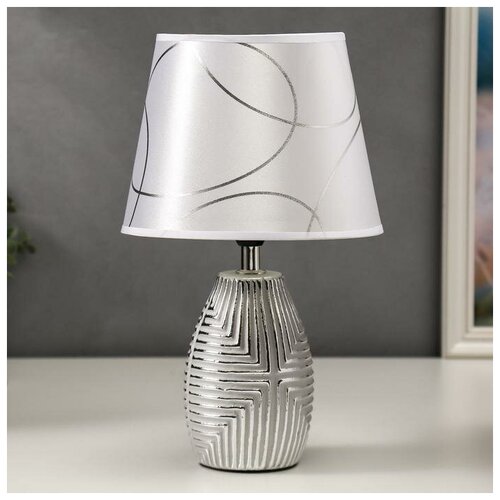 Лампа настольная Risalux E14, 40 Вт, серый с серебром, 20*20*33 см