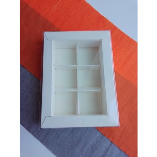 Коробка на 6 конфет. упаковка 50 штук, белая с прозрачной крышкой