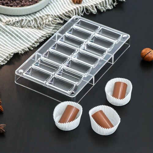 Форма для шоколада и конфет «Батончик», 14 ячеек, 20x12x2,5 см, ячейка 4×2,2×1,5 см