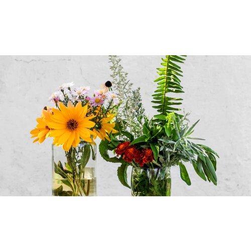 Картина на холсте 60x110 LinxOne "Цветы, букеты, вазы, стул" интерьерная для дома / на стену / на кухню / с подрамником