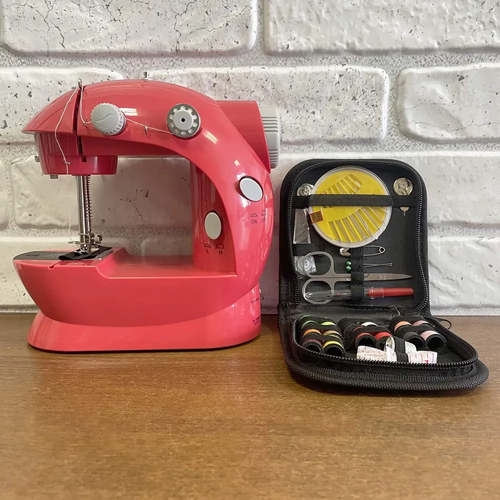 Мини швейная машинка Помощница v. H24 с набором для шитья и рукоделия из 27 предметов (полуавтомат, скорость 400 стежков в минуту)