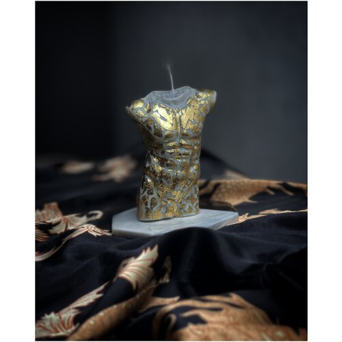 Свеча соевая ароматическая фигурная "Мужской торс", серо-черный с поталью, 10 см