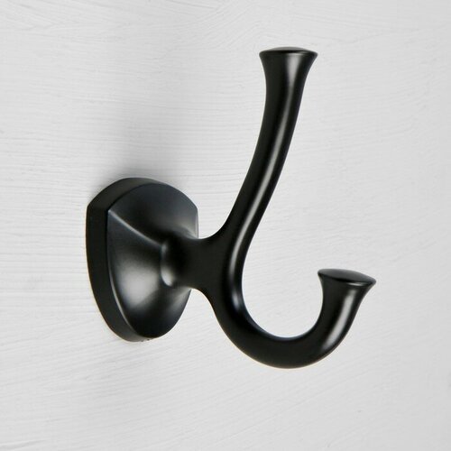 Крючок мебельный CAPPIO VALUE, двухрожковый, цвет черный