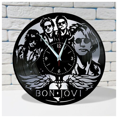 Настенные часы из виниловой пластинки Bon Jovi серебрянная подложка