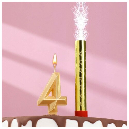 Свеча для торта цифра "Грань + фонтан" золотая "4"