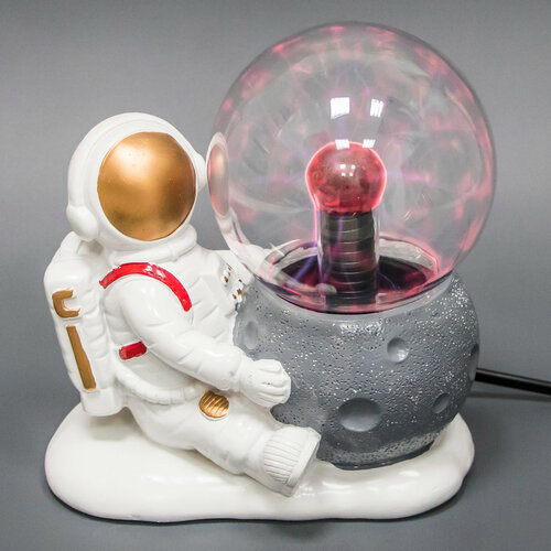 Светильник Плазма Космонавт N 4 плазменная лампа, гигантский магический шар Эврика, подарок ребенку, мальчику на 23 февраля, девочке на 8 марта