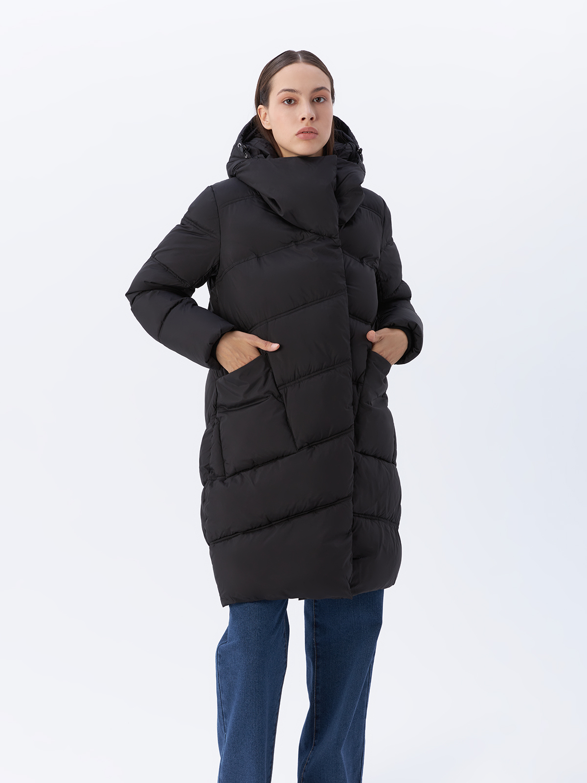 Пальто женское NoBrand VEF-1184MW черное 46 RU