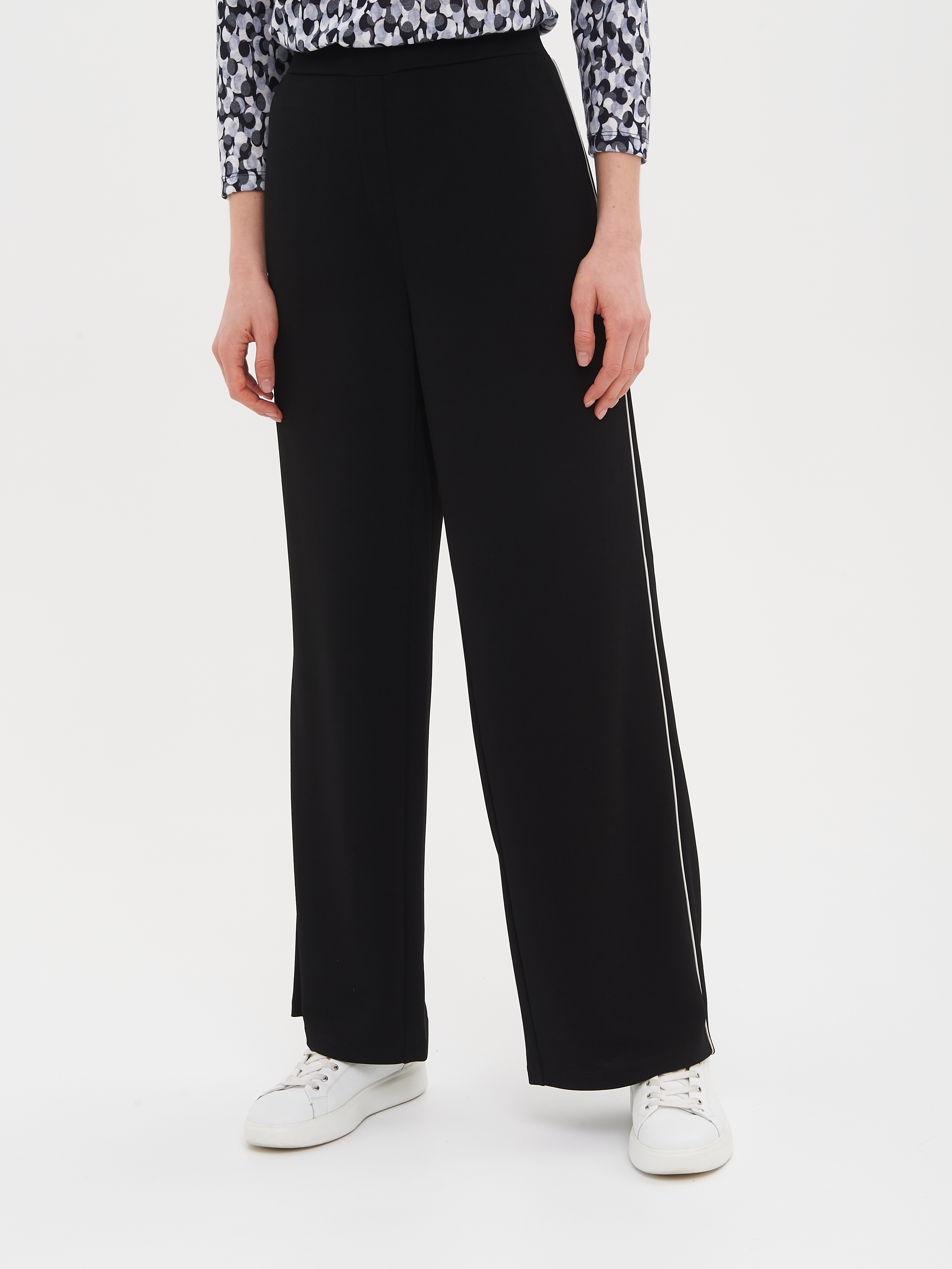Брюки женские Gerry Weber 925009-35031-11000-44 черные 44