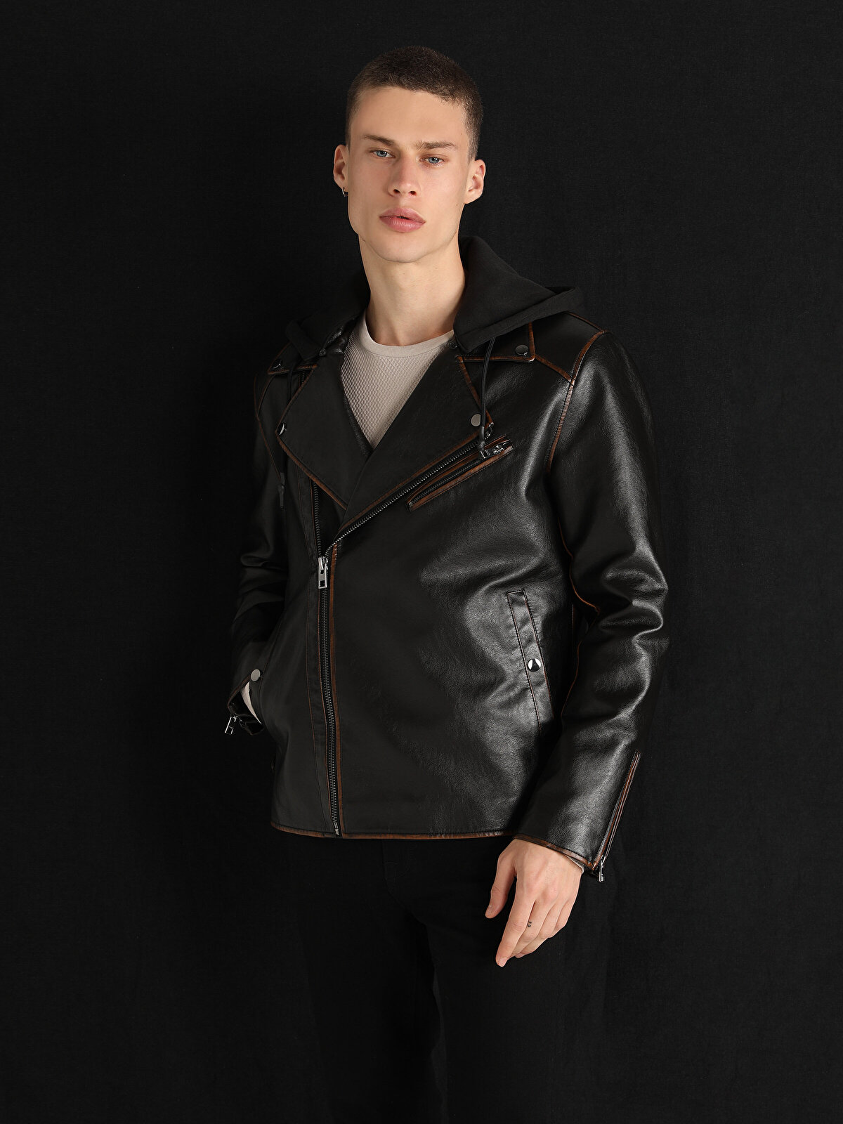 Кожаная куртка мужская Colin's CL1060745_Q1.V1 черная S
