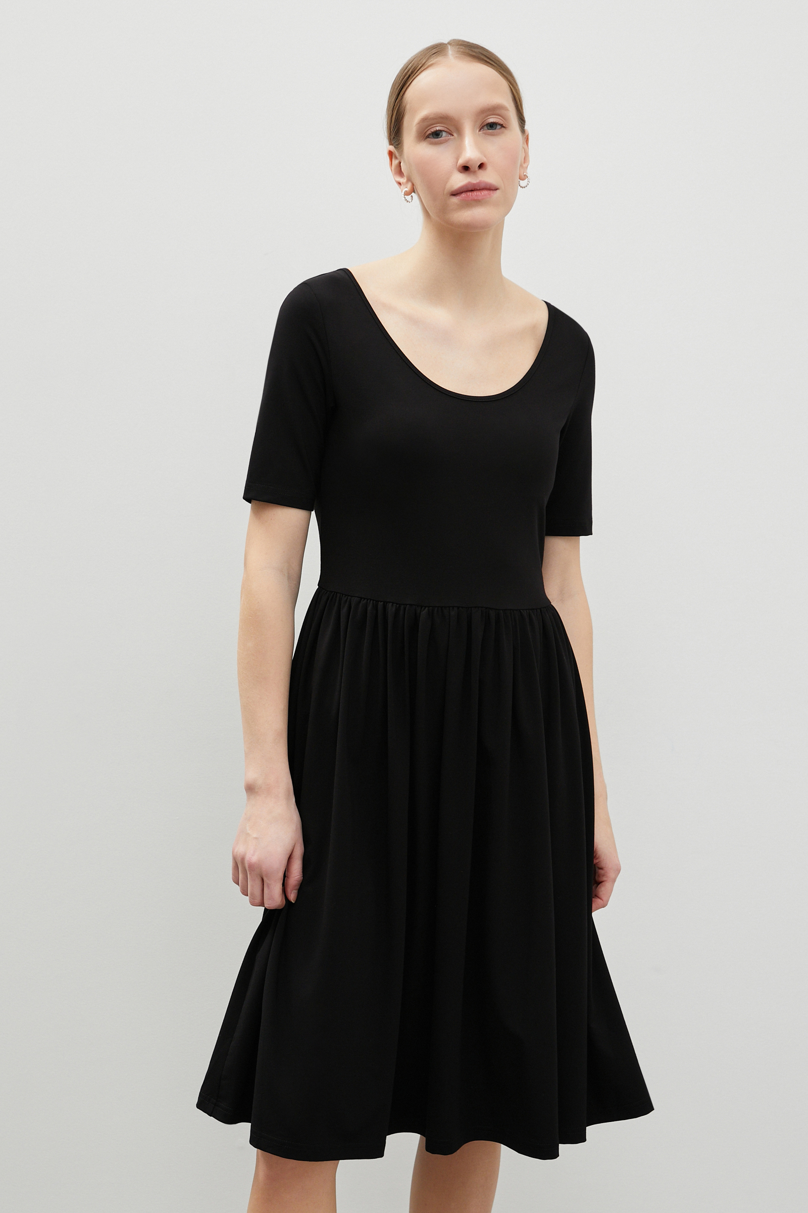 Платье женское Finn Flare FSD110130 черное XL