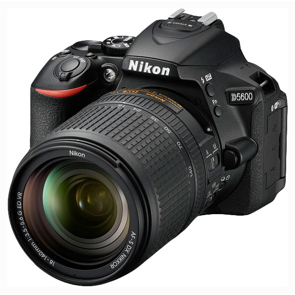Фотоаппарат зеркальный Nikon D5600 18-140mm VR Black