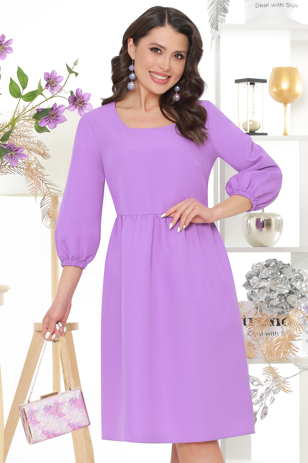 Платье женское DSTrend Красота в деталях фиолетовое 52
