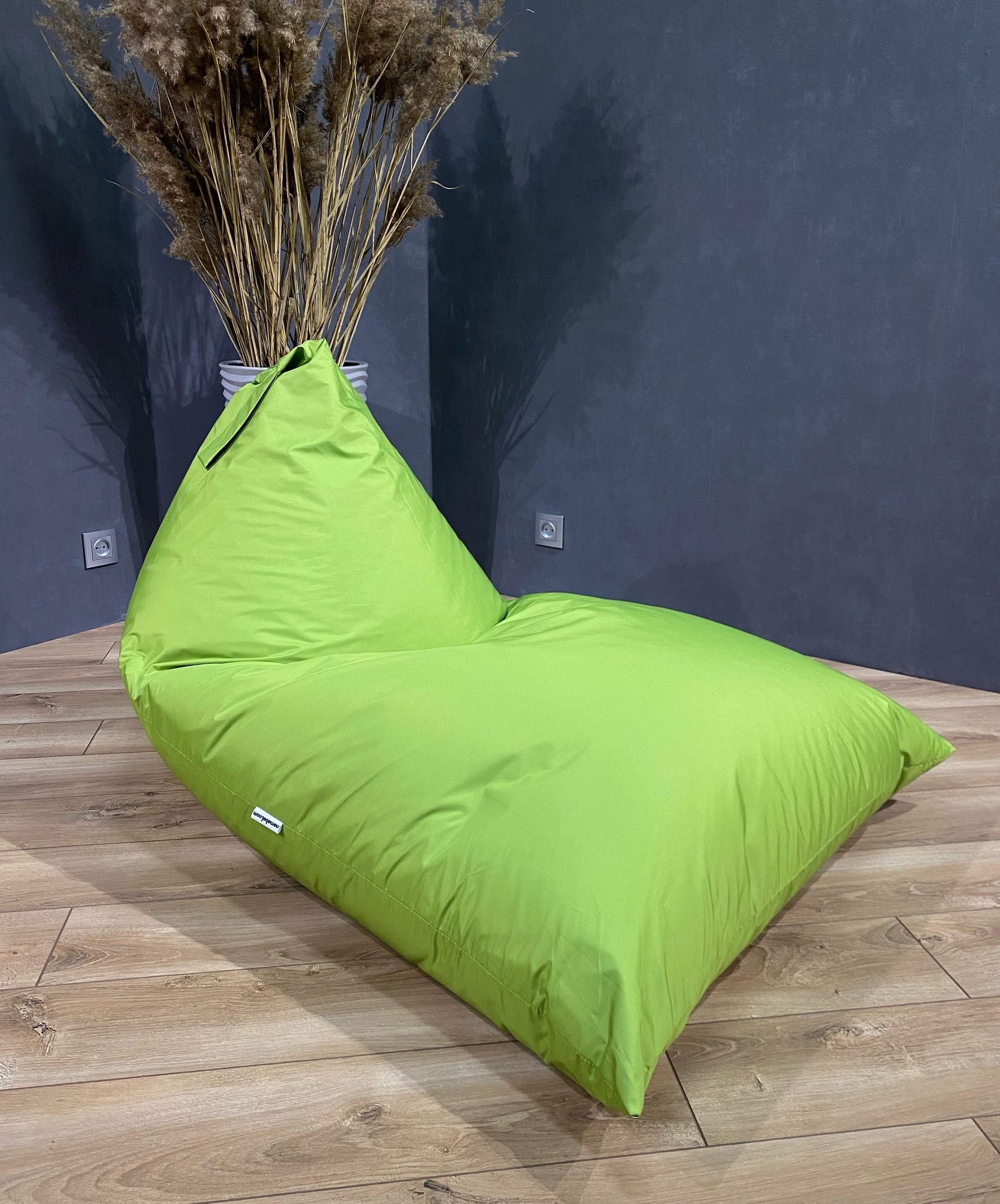 Кресло-шезлонг Nemebel зеленый 140х100 см