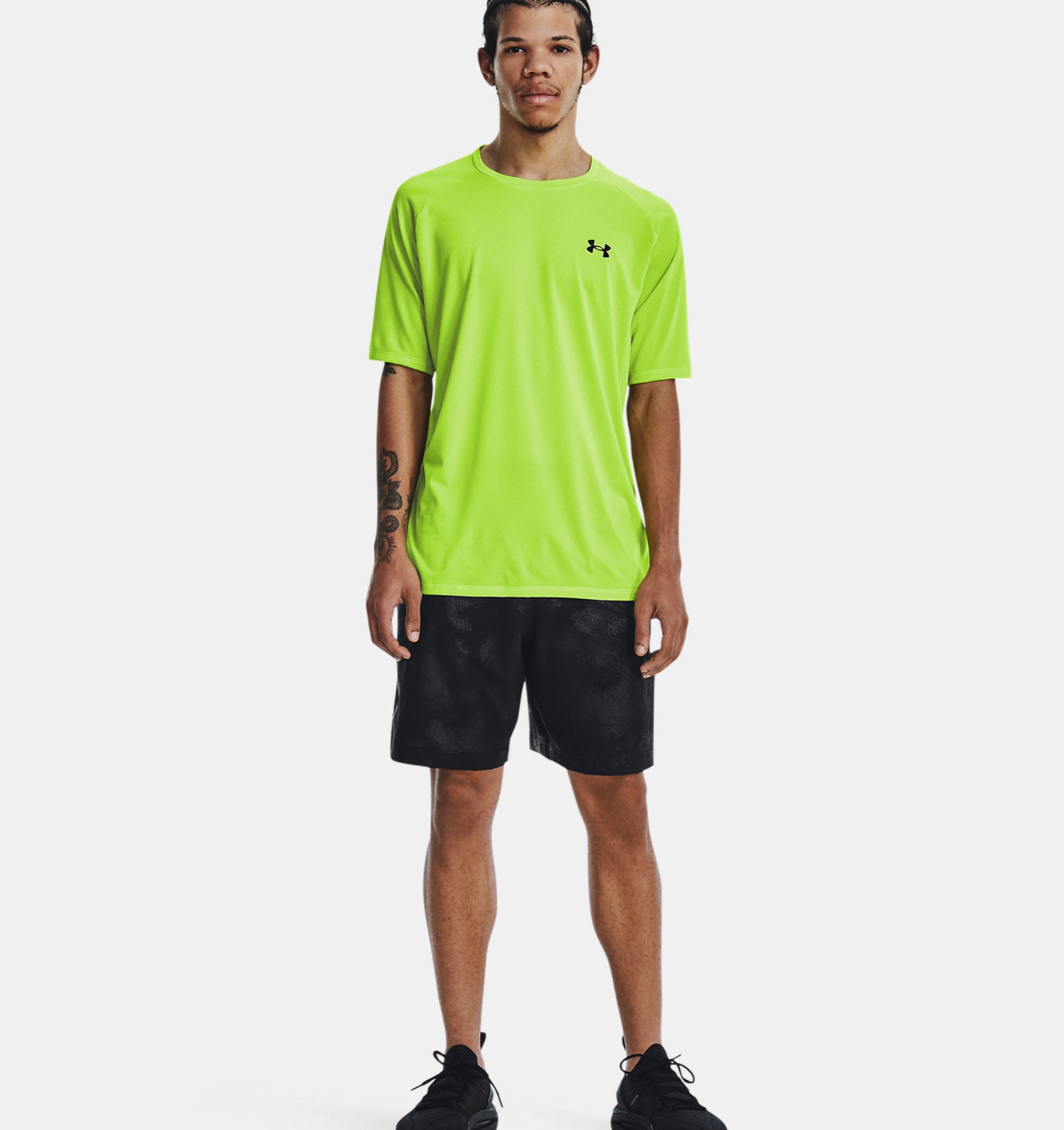 Спортивные шорты мужские Under Armour UA Woven Emboss Shorts 1377137-001 черные M