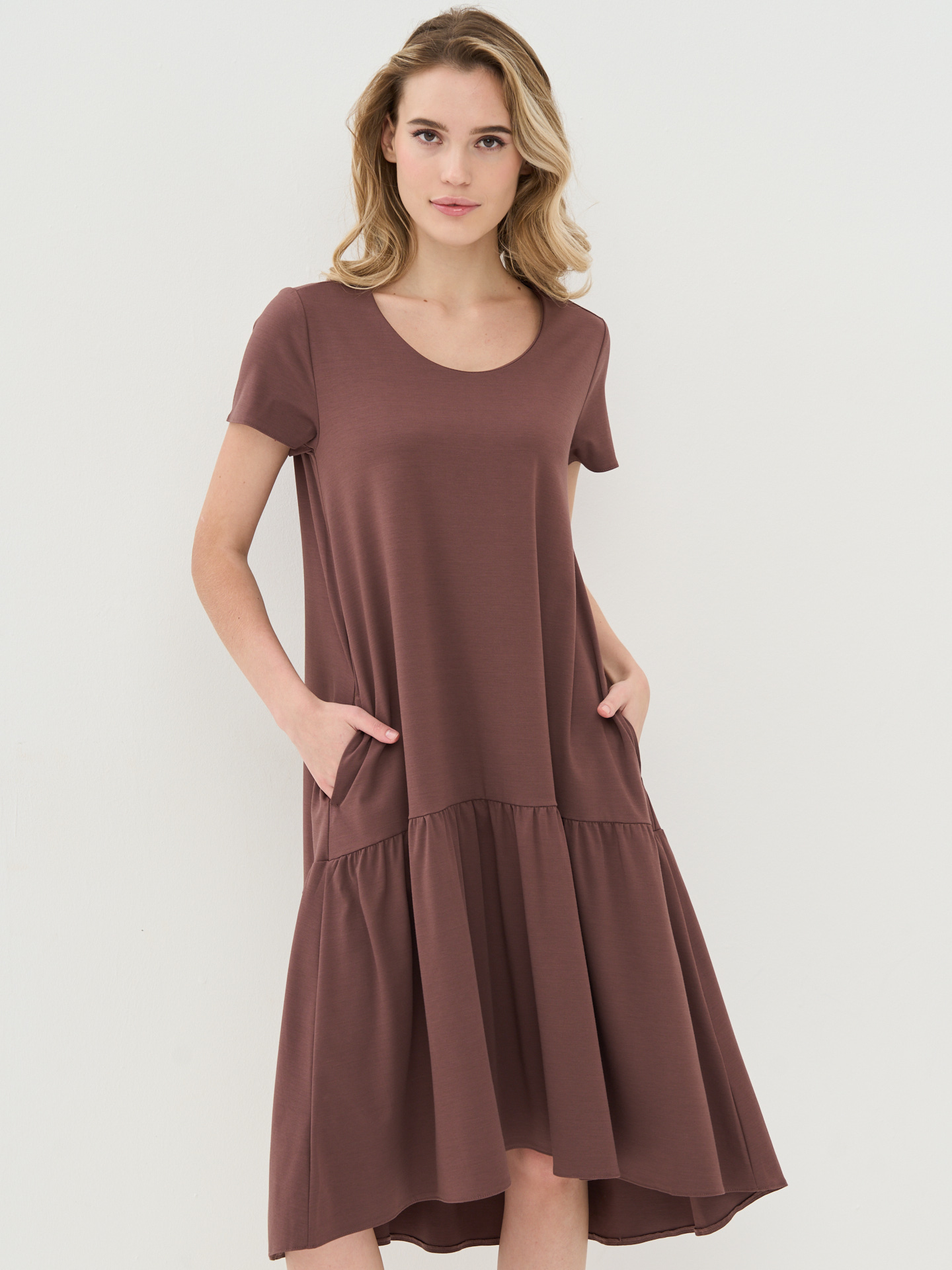 Платье женское VAY 5231-3728 коричневое 52 RU
