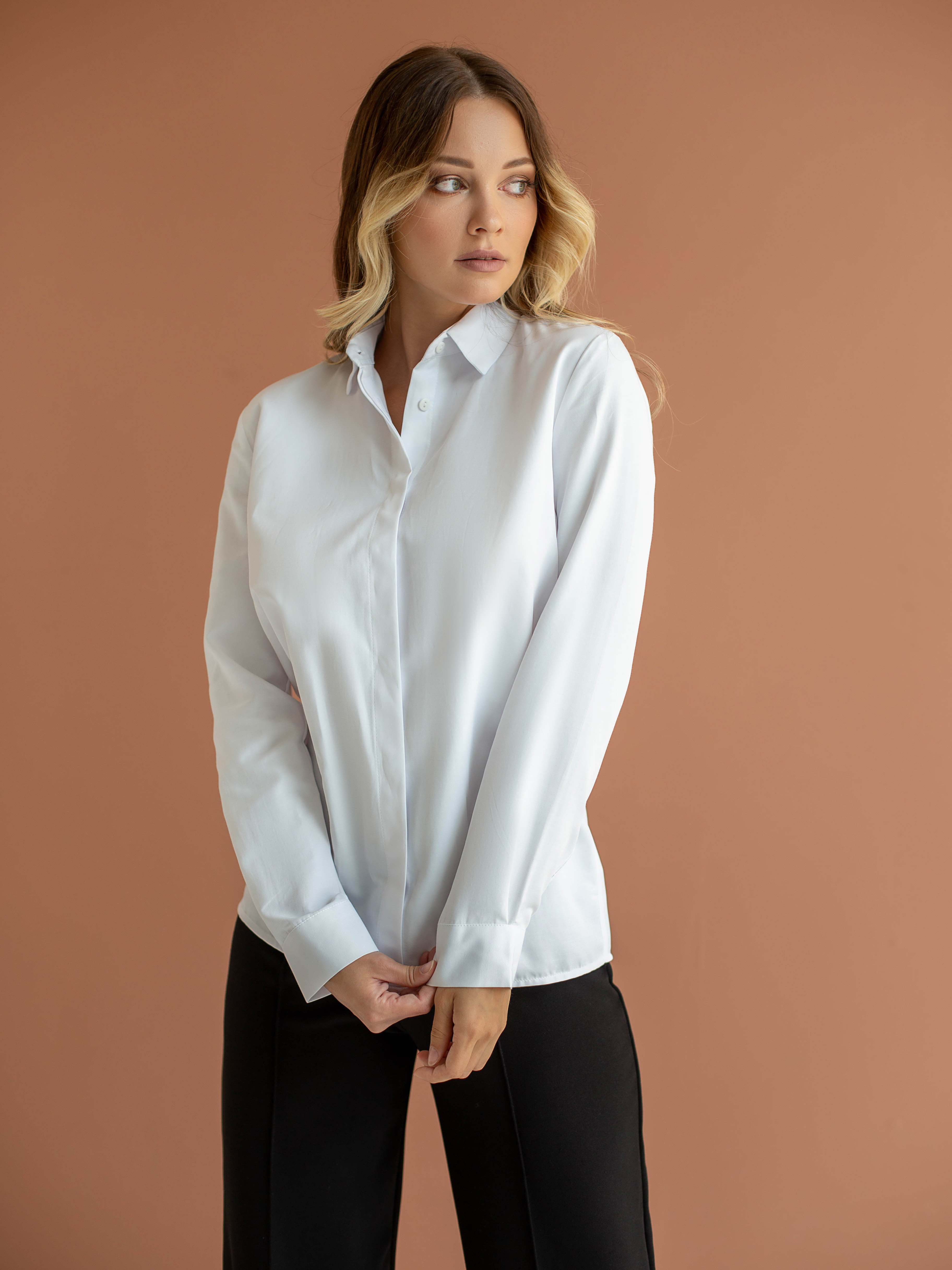 Рубашка женская Cassa Marina ClassicFit белая 48 RU
